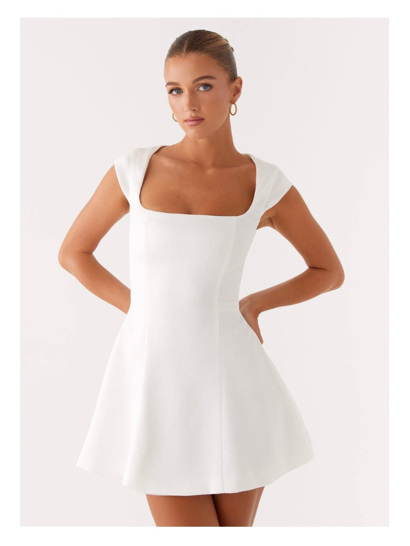 Maryjane Mini Dress - White – Mezzaluna